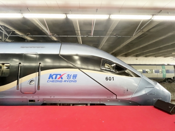 코레일, ‘KTX-청룡’ 이용객 90만 명 돌파